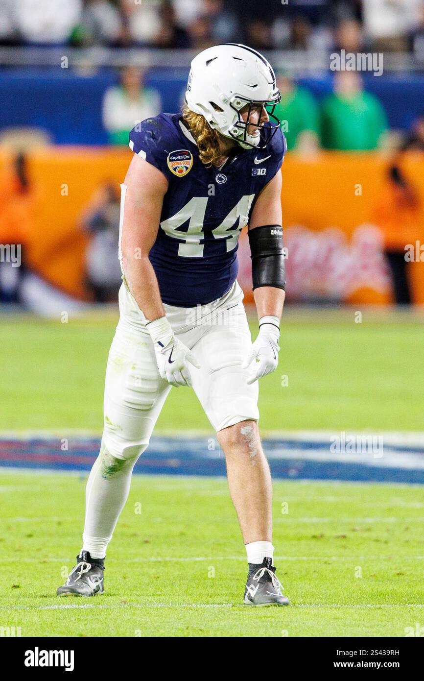 Miami Gardens, Florida, USA. 09th Jan, 2025. Penn State tight end Tyler ...