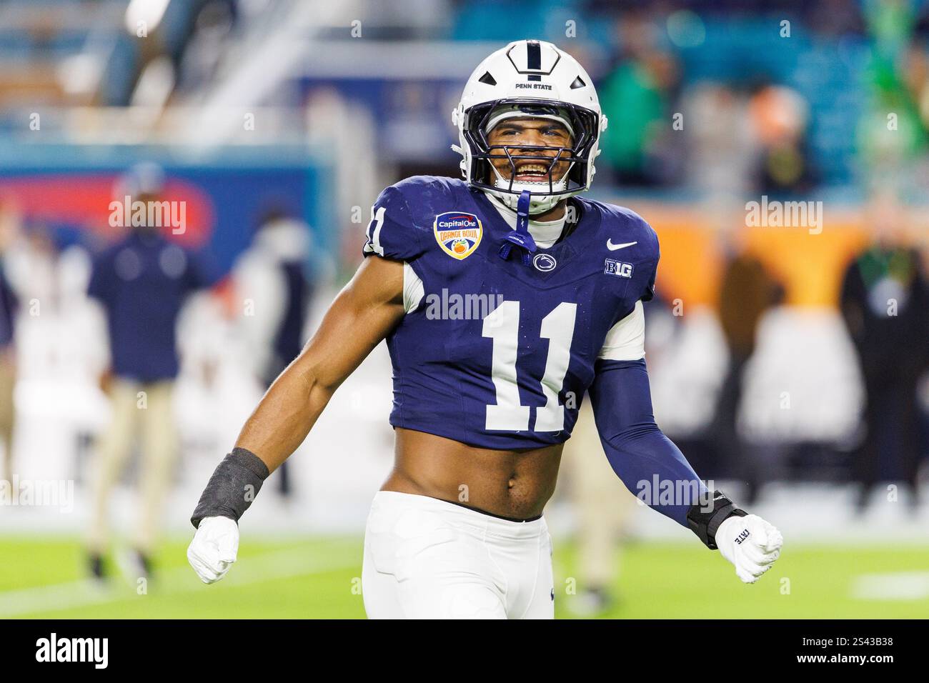 Miami Gardens, Florida, USA. 09th Jan, 2025. Penn State defensive ...