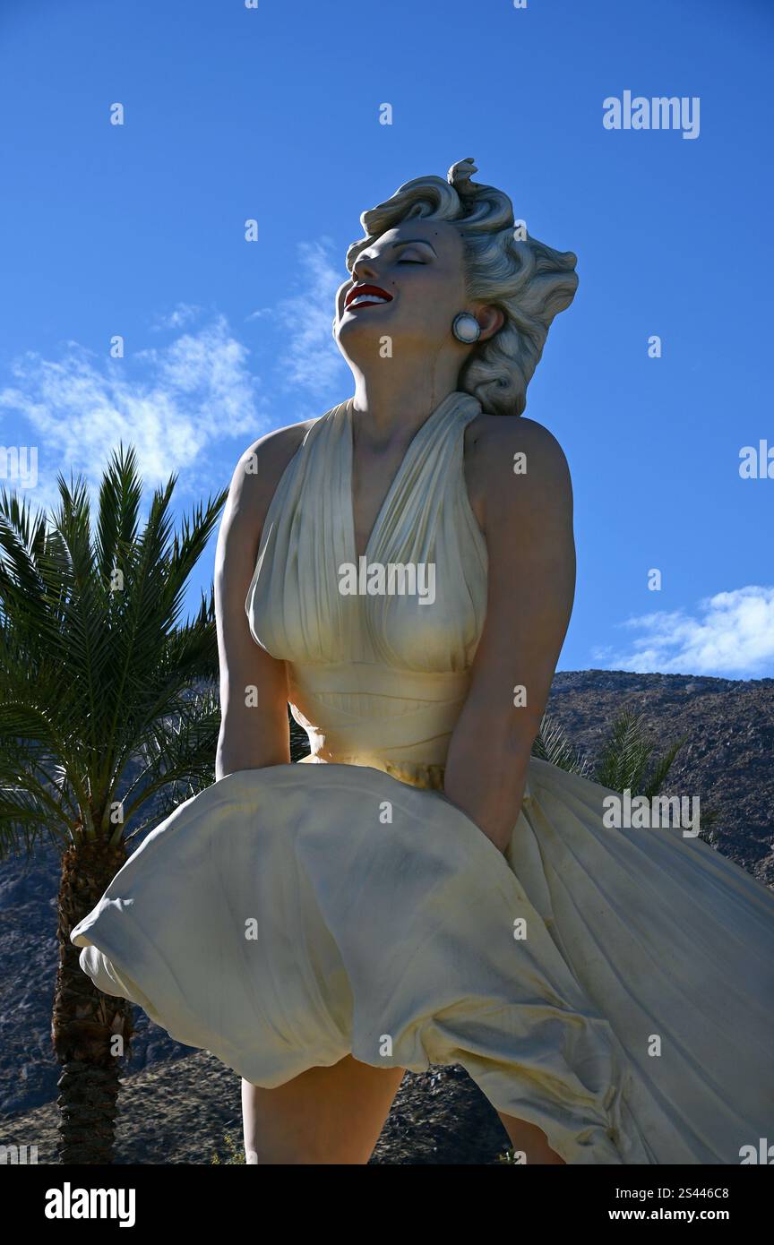 Statue Forever Marilyn in Palm Springs, California, USA Stock Photo - Alamy