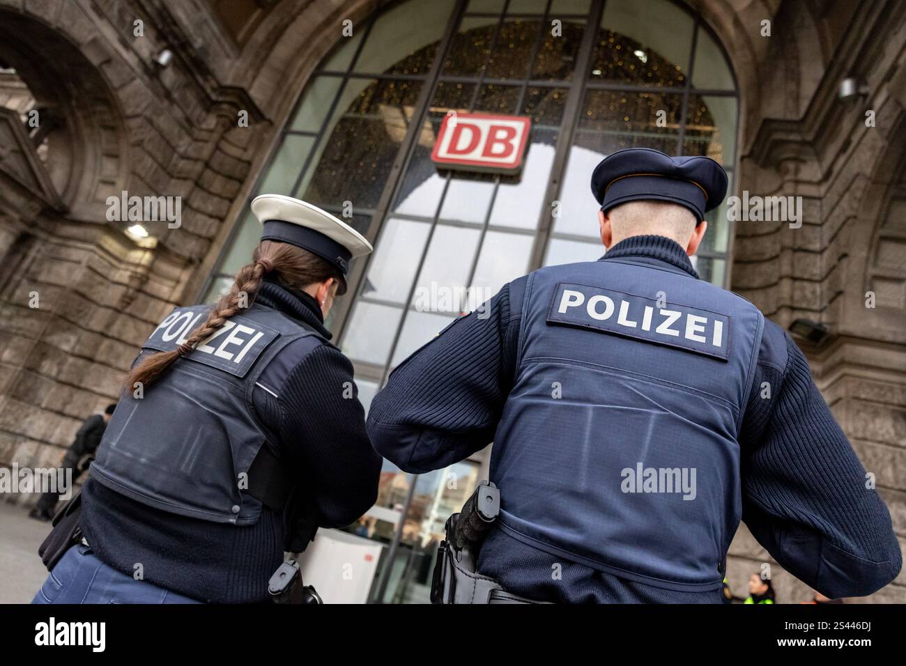 Nuremberg, Germany. 10th Jan, 2025. Two police officers stand on the ...