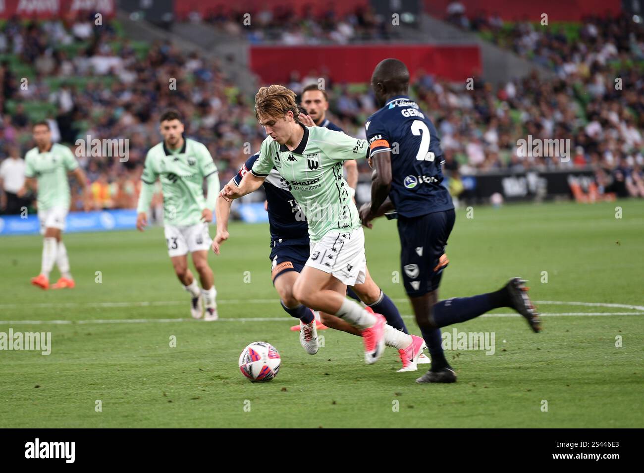 Australian football player luke vickery hi-res stock photography and ...