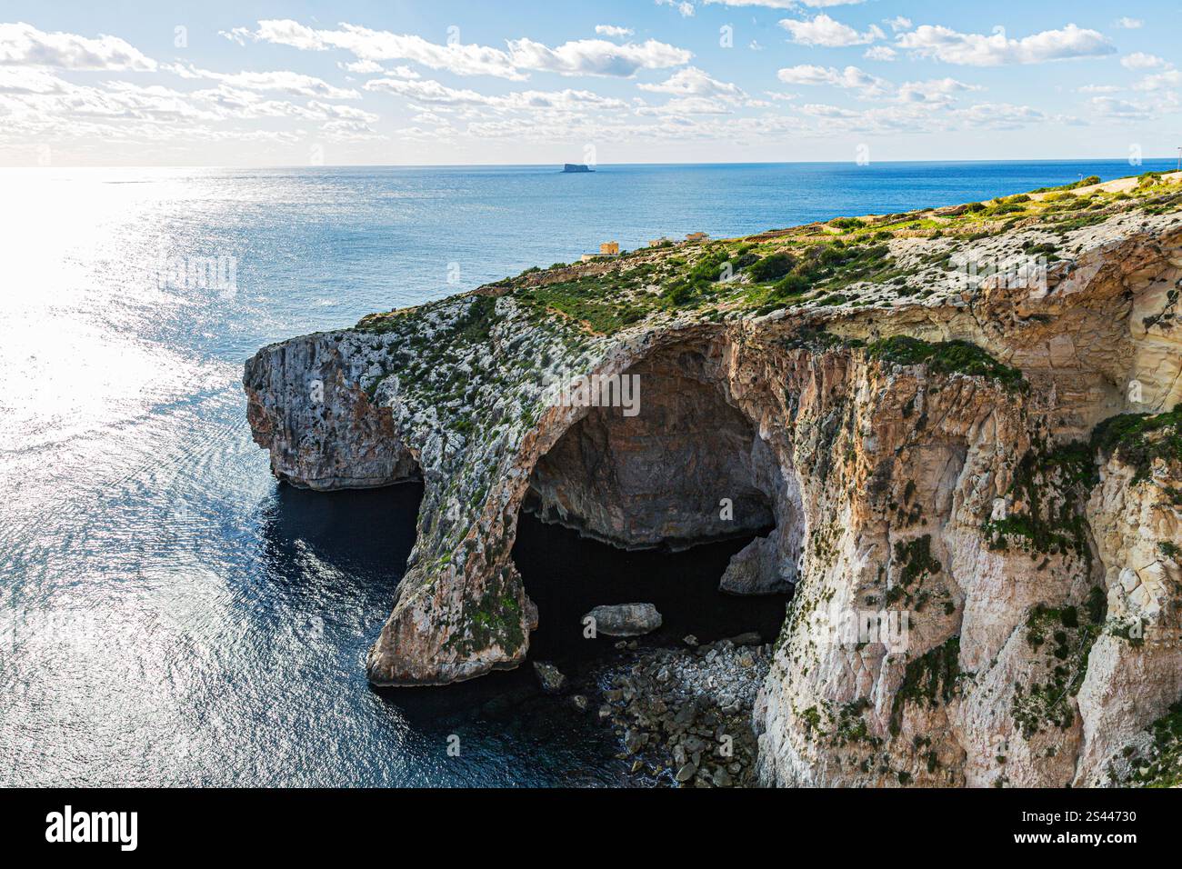 Rock arch on crystal hi-res stock photography and images - Alamy