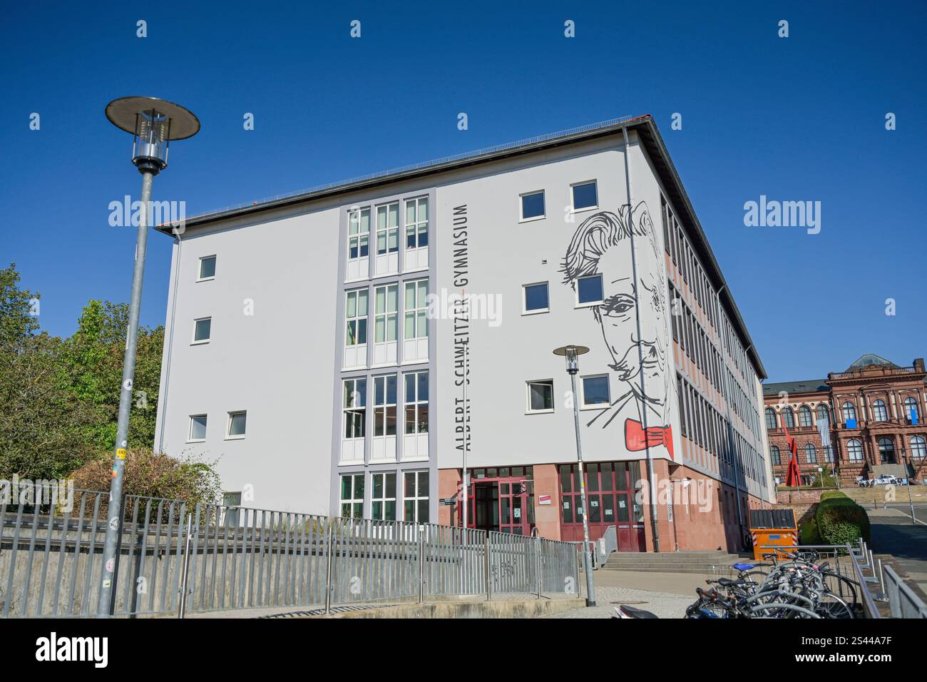 Albert Schweitzer Strae 5