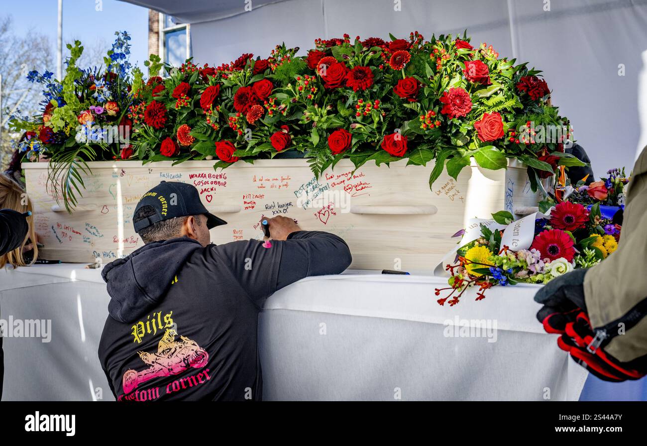 ROTTERDAM - 10/01/2025, Family and friends say goodbye to 14-year-old ...