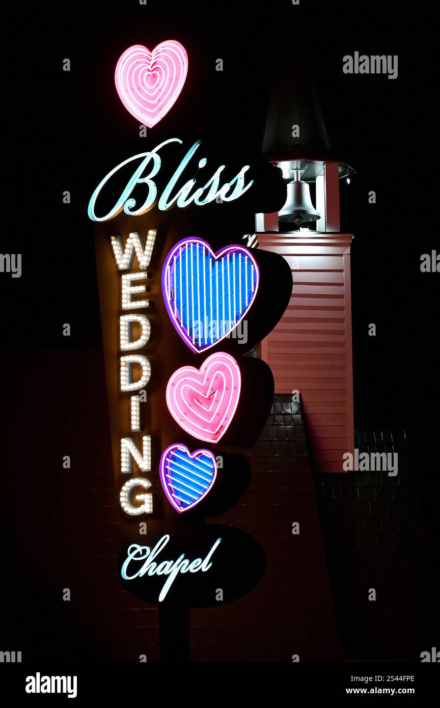 Wedding Chapel neon sign, Las Vegas, Nevada, USA Stock Photo - Alamy