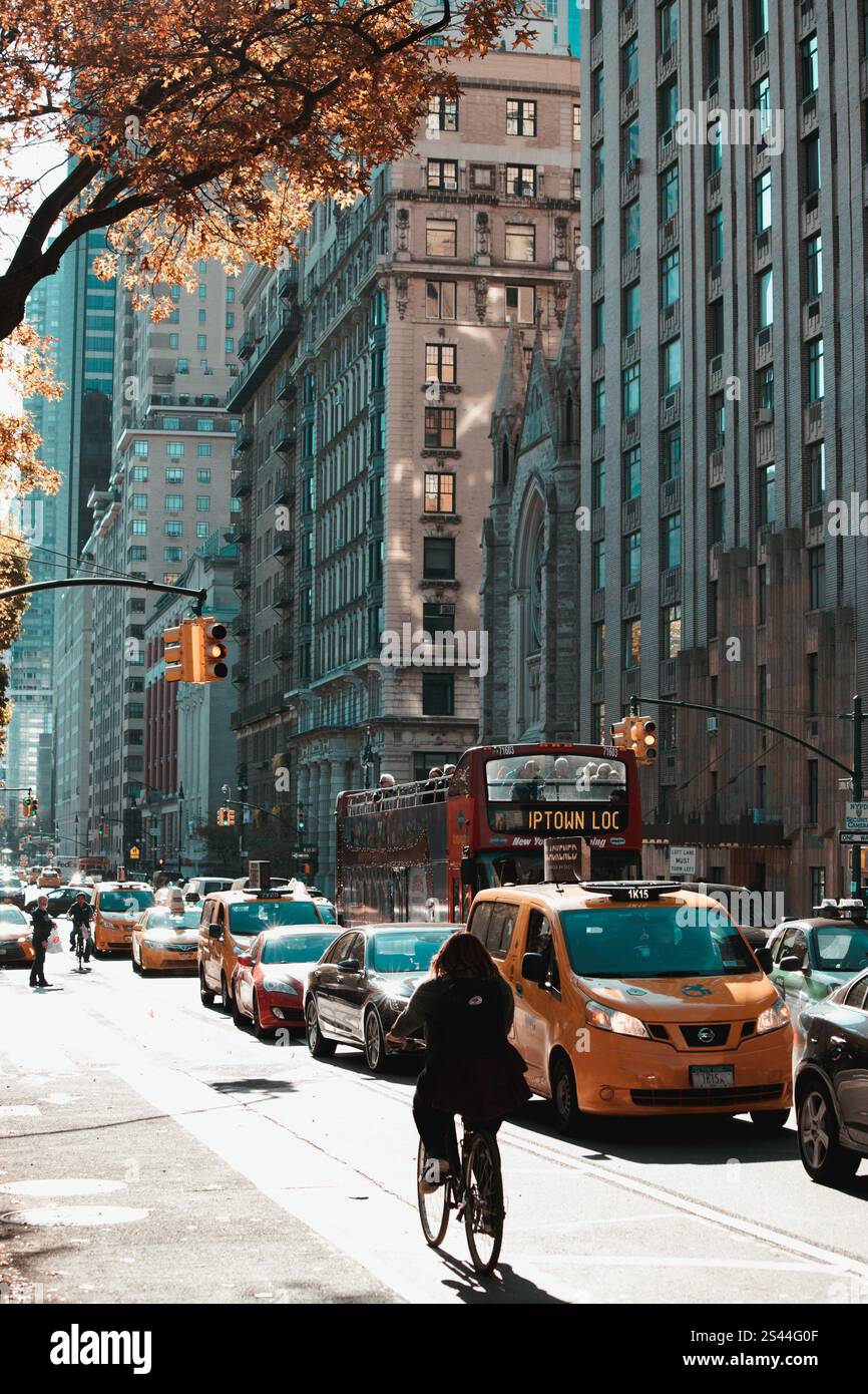 Busy modern street life in hi-res stock photography and images - Alamy