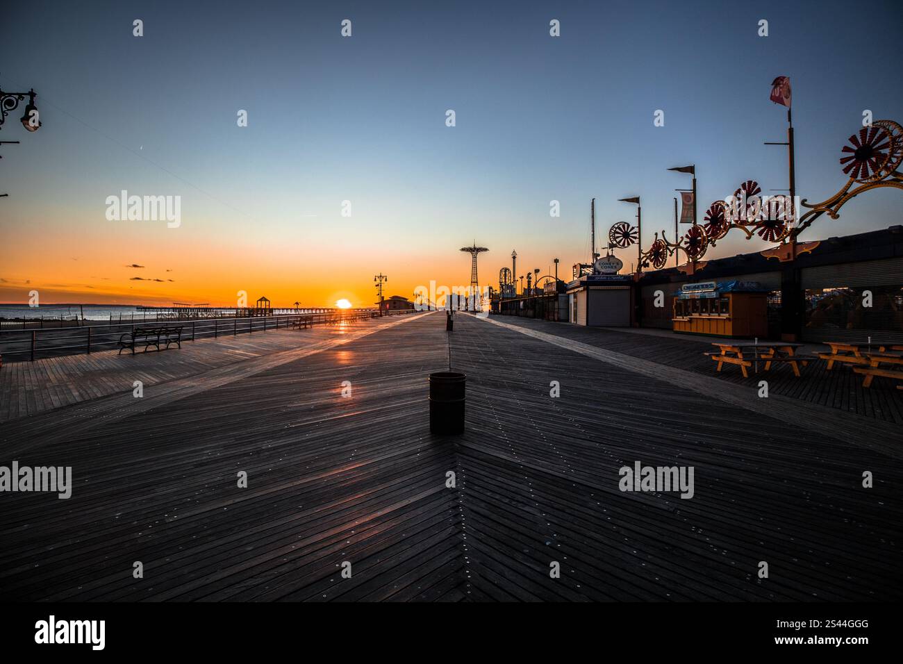 Coney Island pier at sunset Stock Photo - Alamy
