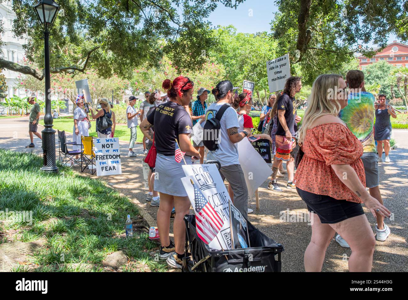 Vaccine and mask protest usa 2021 hi-res stock photography and images ...