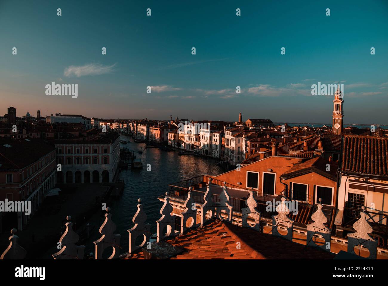 View of the Grand Canal in Venice at sunset from the T Fondaco Rooftop ...