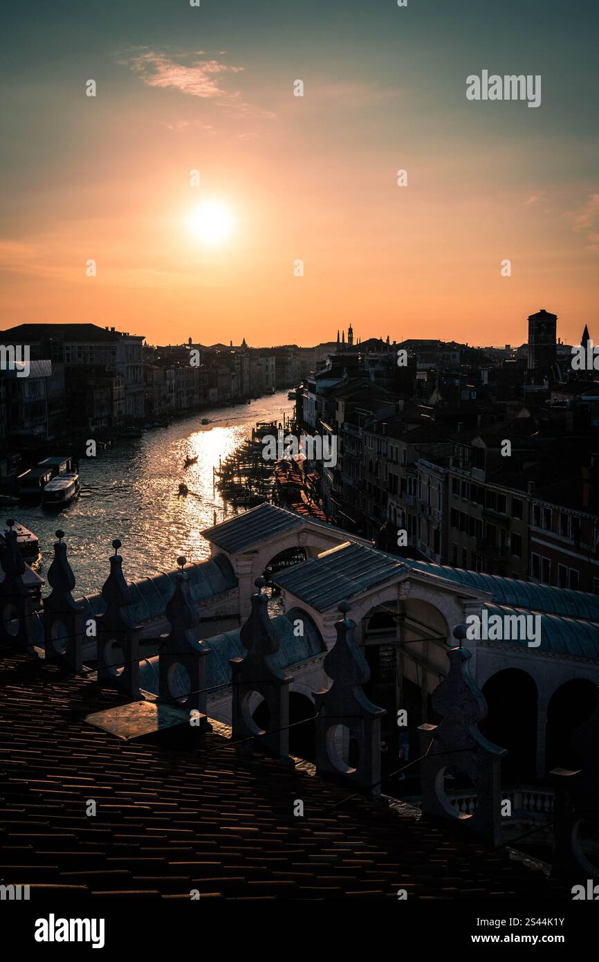 View of the Grand Canal in Venice at sunset from the T Fondaco Rooftop ...