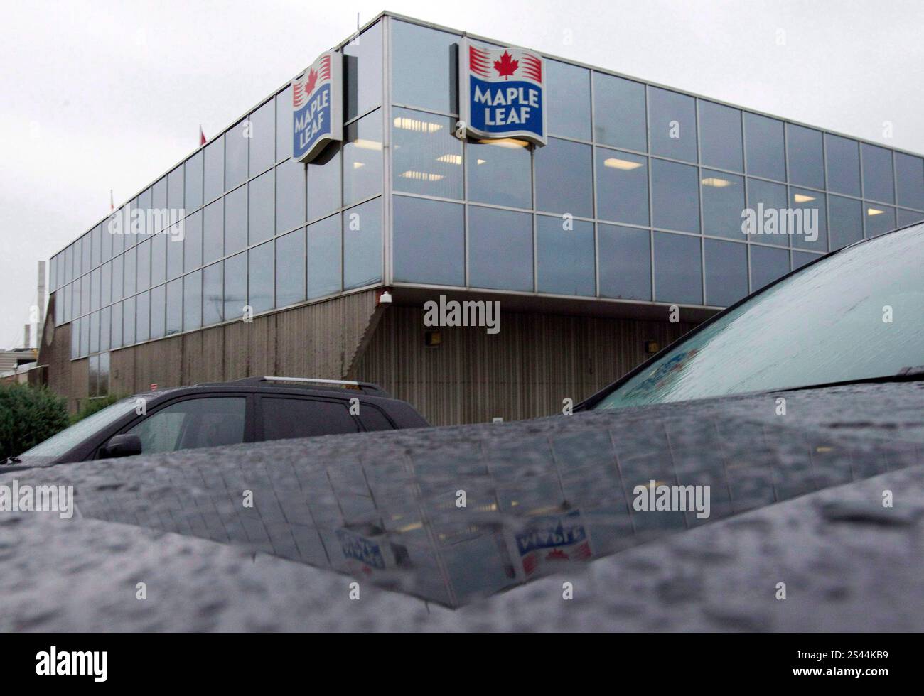 Toronto, Canada. 30th Oct, 2014. A Maple Leaf Foods plant in Toronto is ...