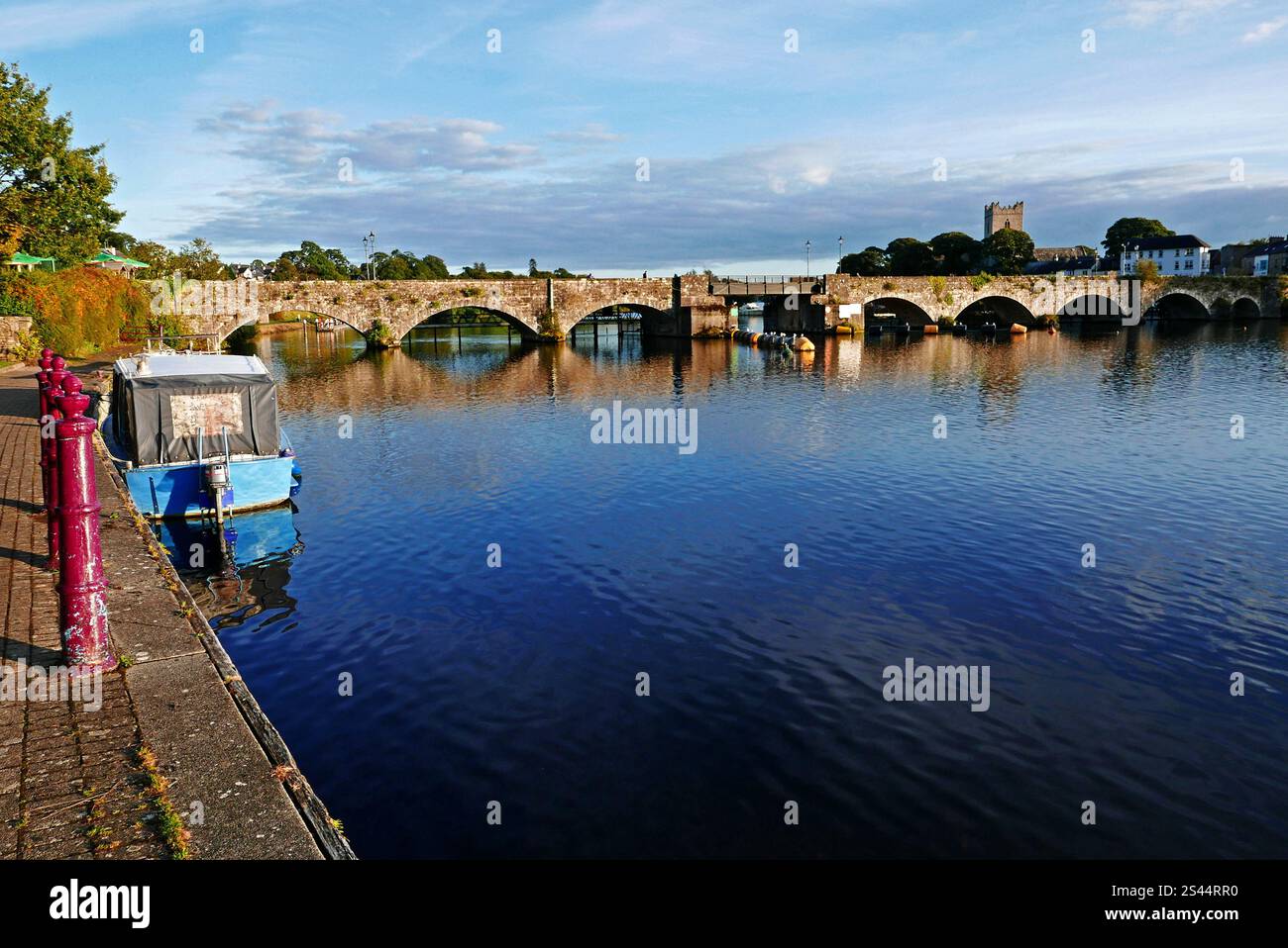 Killaloe, river Shannon, Clare county, Munster province, Republic of ...