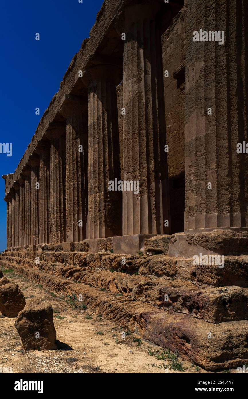 Doric Temple of Concordia in the Valley of the Temples (La Valle dei ...
