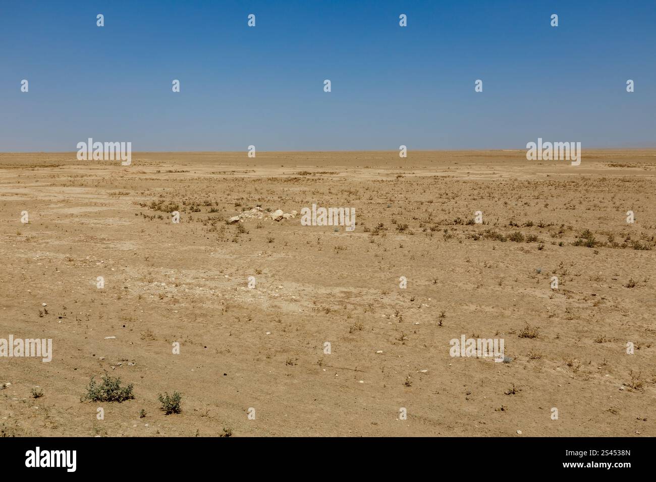 Vast barren land stretches out in Kunduz Province, Afghanistan ...