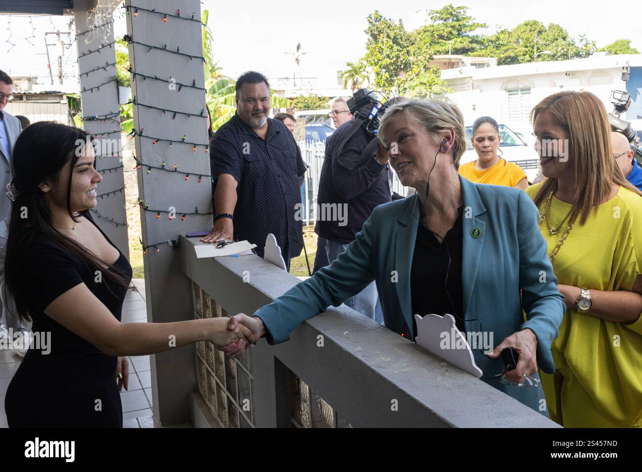 Secretary of Energy Jennifer Granholm meets a family who had solar ...