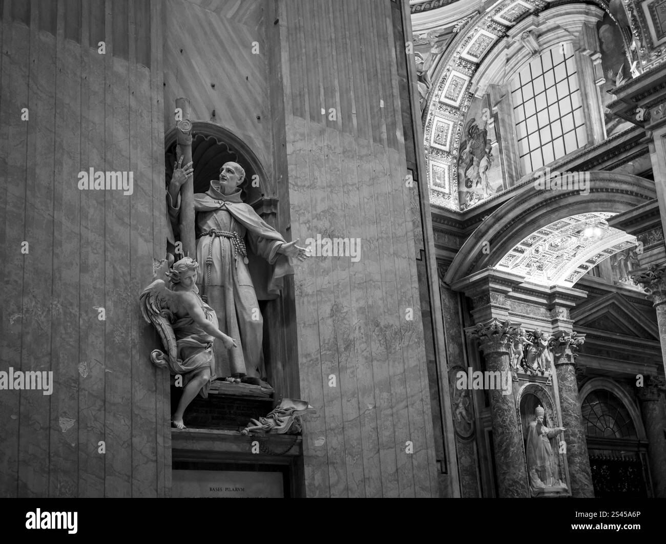 Statue inside Saint Peters cathedral Stock Photo - Alamy