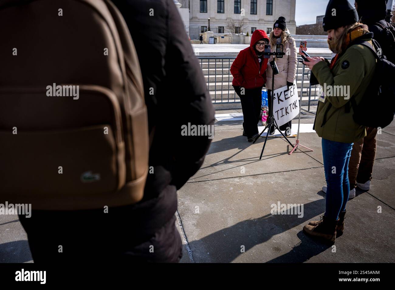 Tiffany Cianci speaks to her TikTok Live feeds with other #FreeTiktok ...