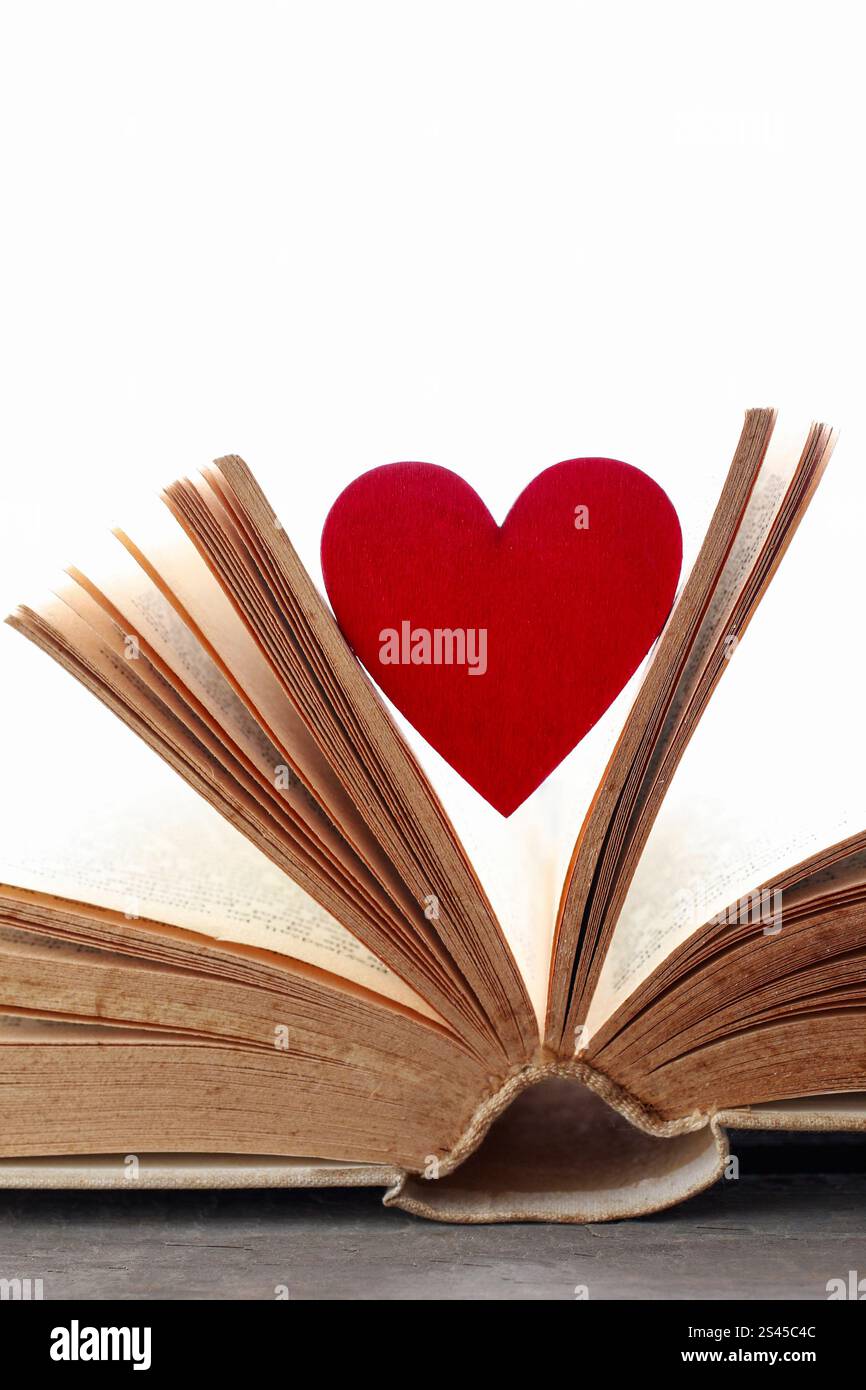 Romantic resources hi-res stock photography and images - Alamy