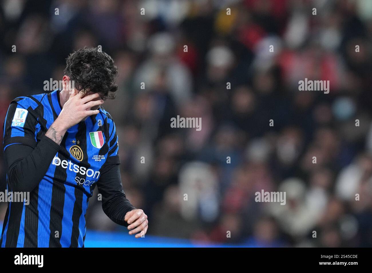 Riyadh, Saudi Arabia. 06th Jan, 2025. Inter Milan's Alessandro Bastoni ...