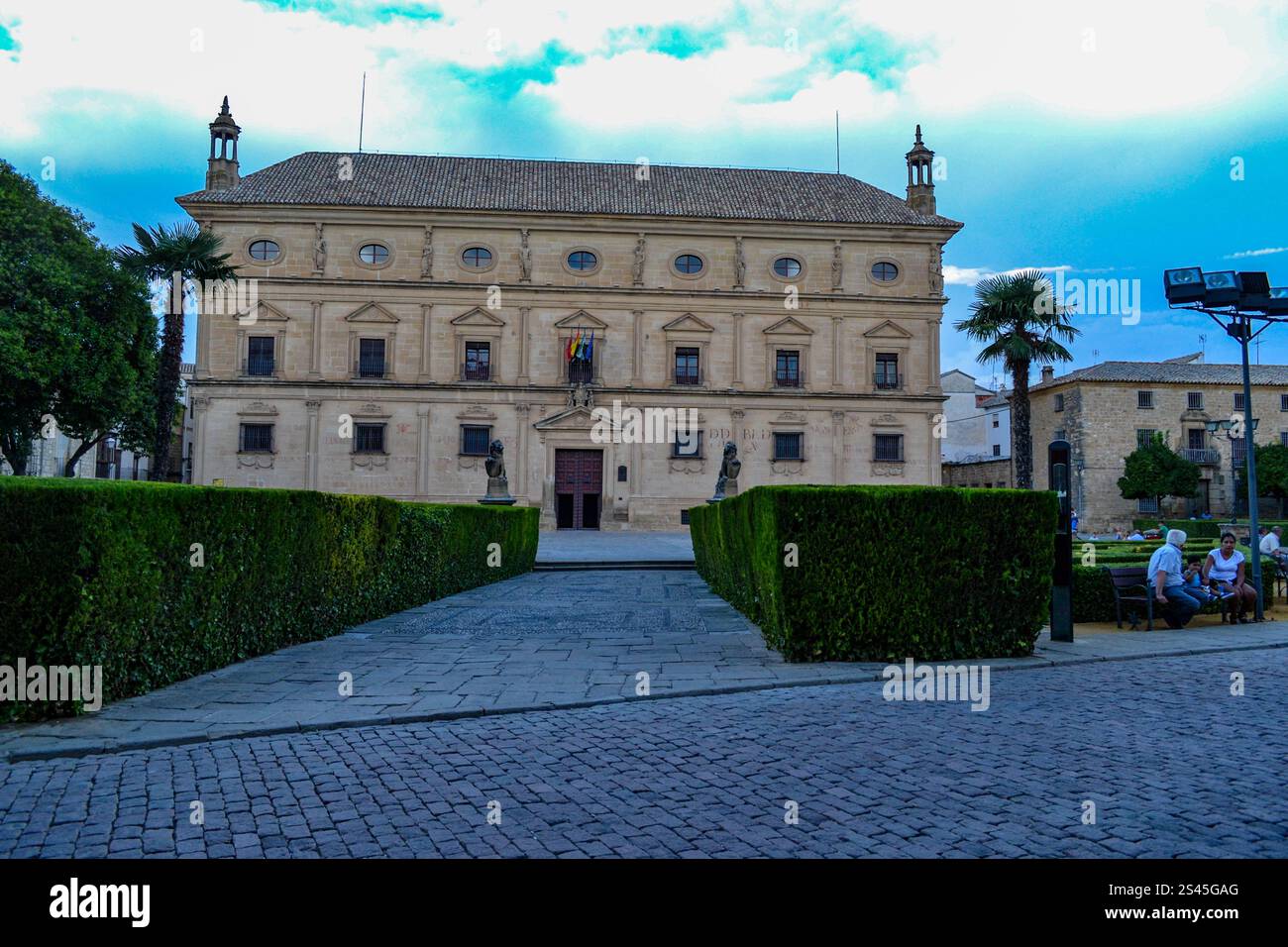 Palacio de ensueno hi-res stock photography and images - Alamy