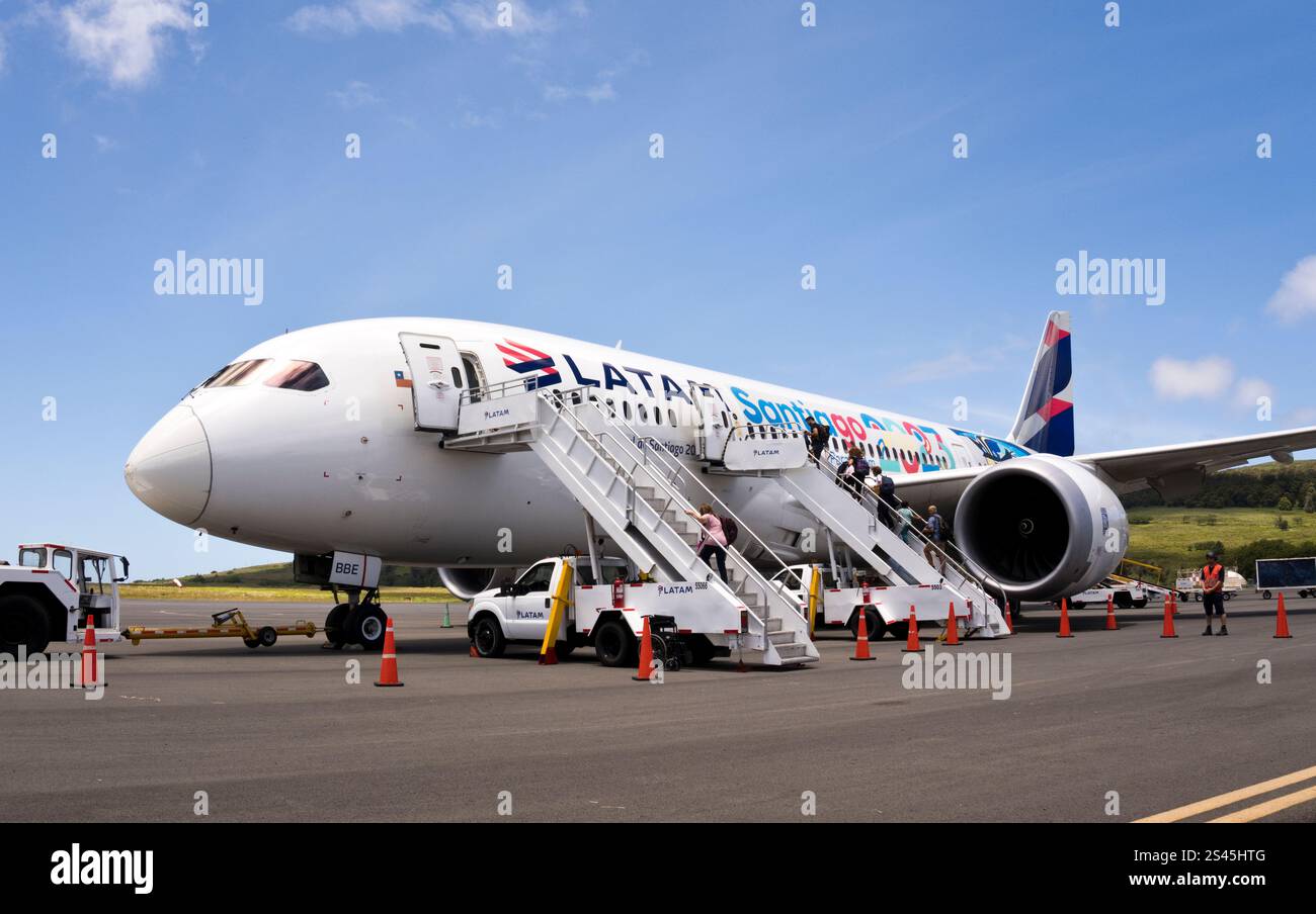 A LATAM Boeing 787 airliner prepares for boarding at Mataveri ...
