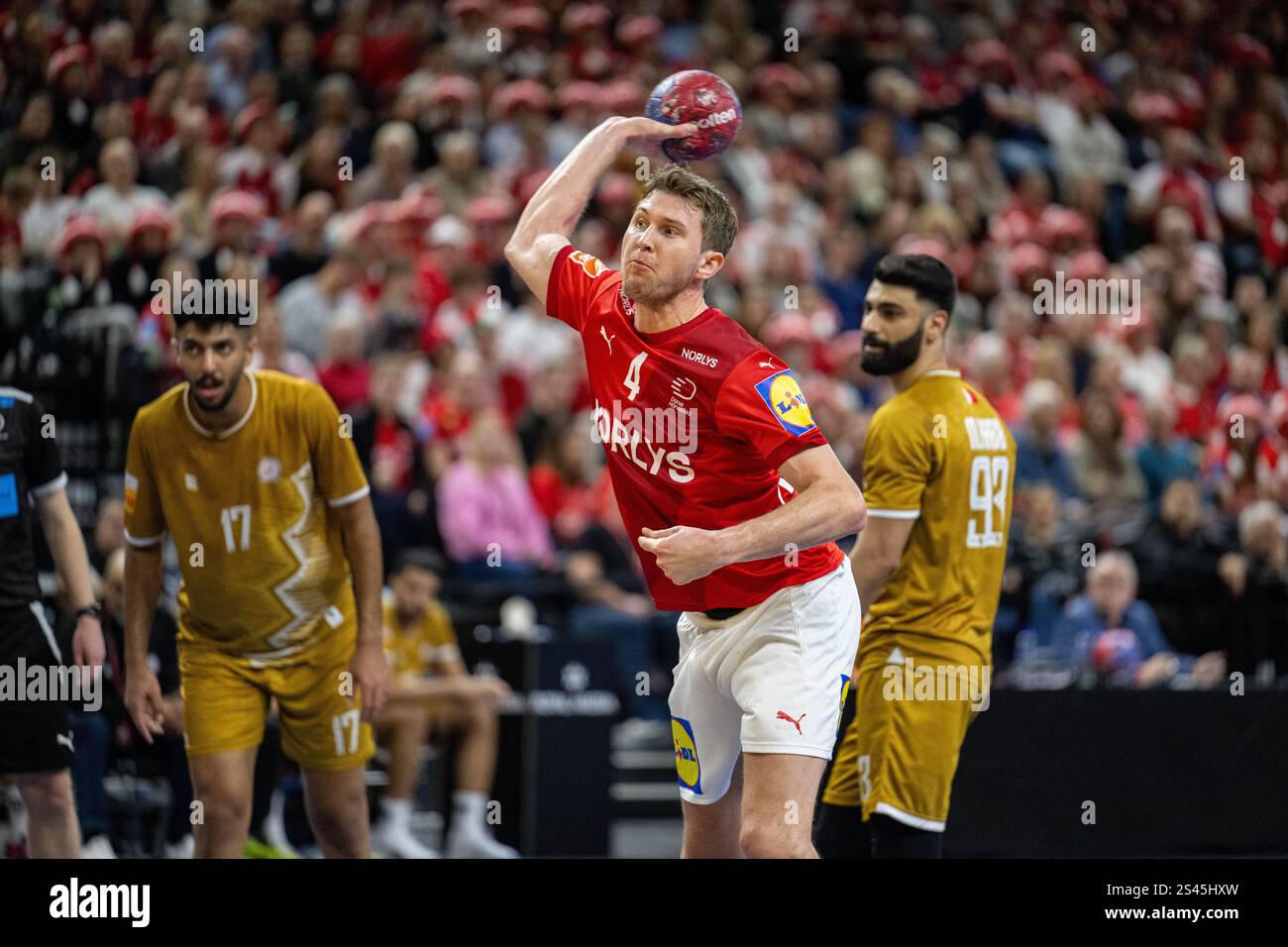 Copenhagen, Denmark. 09th, January 2025. Magnus Landin (4) of Denmark ...