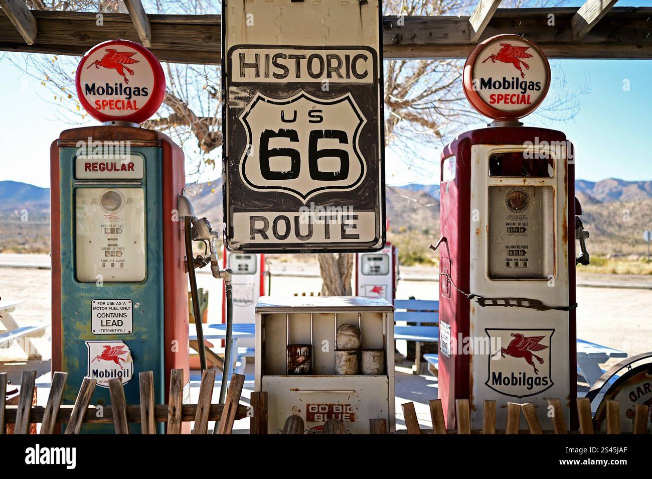 Hackberry General Store, Route 66 Museum, Arizona, USA *** Hackberry ...