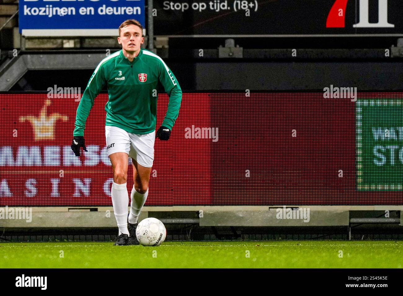 Rotterdam, Netherlands. 10th Jan, 2025. ROTTERDAM, 10-01-2025, Van ...