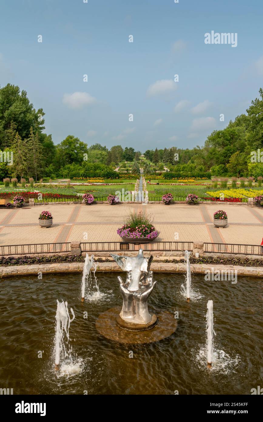 The pool , fountains and border at the International Peace Gardens on ...
