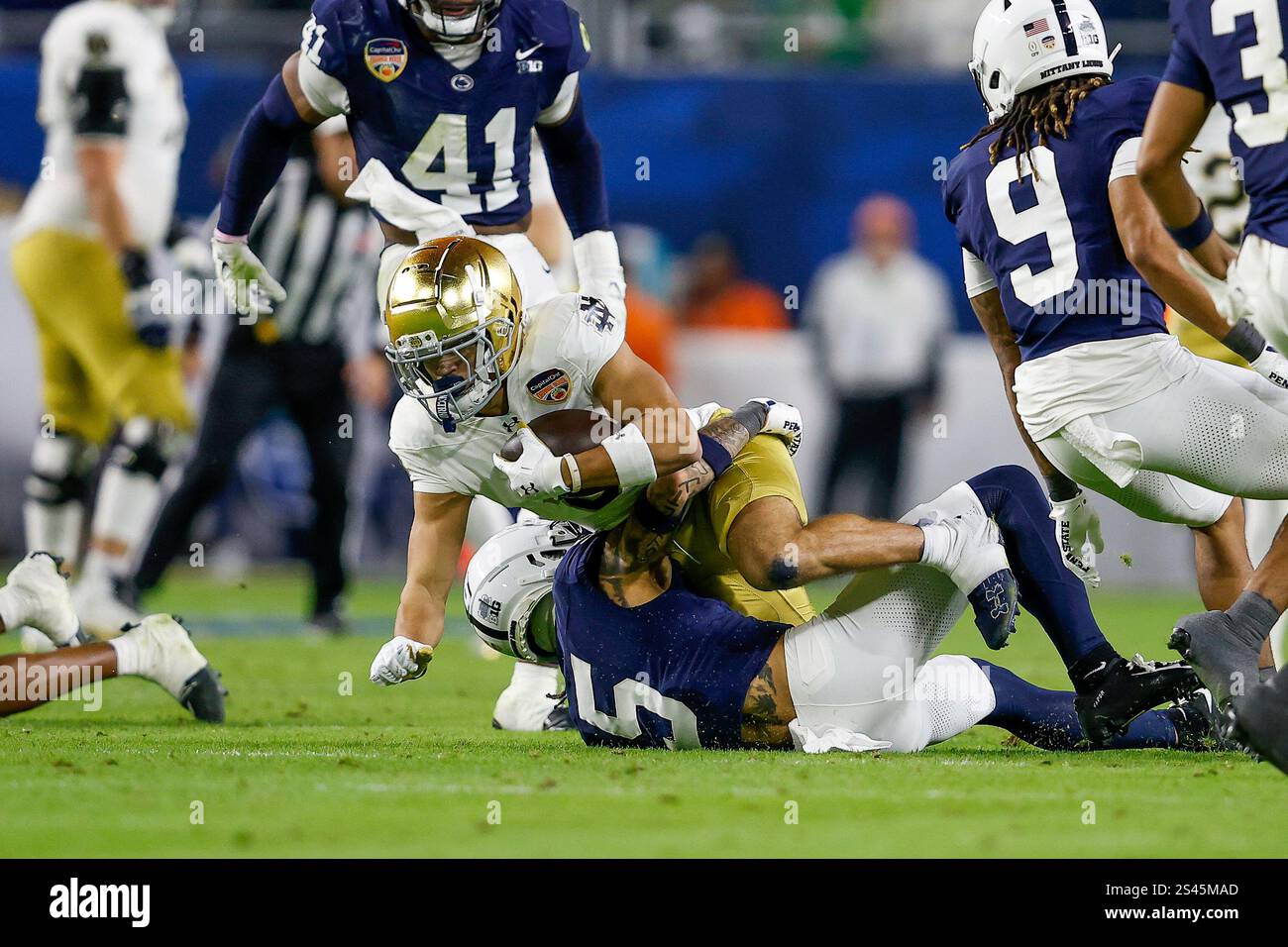 MIAMI GARDENS, FL - JANUARY 09: Wide Receiver Jordan Faison #6 of the Notre Dame Fighting Irish ...