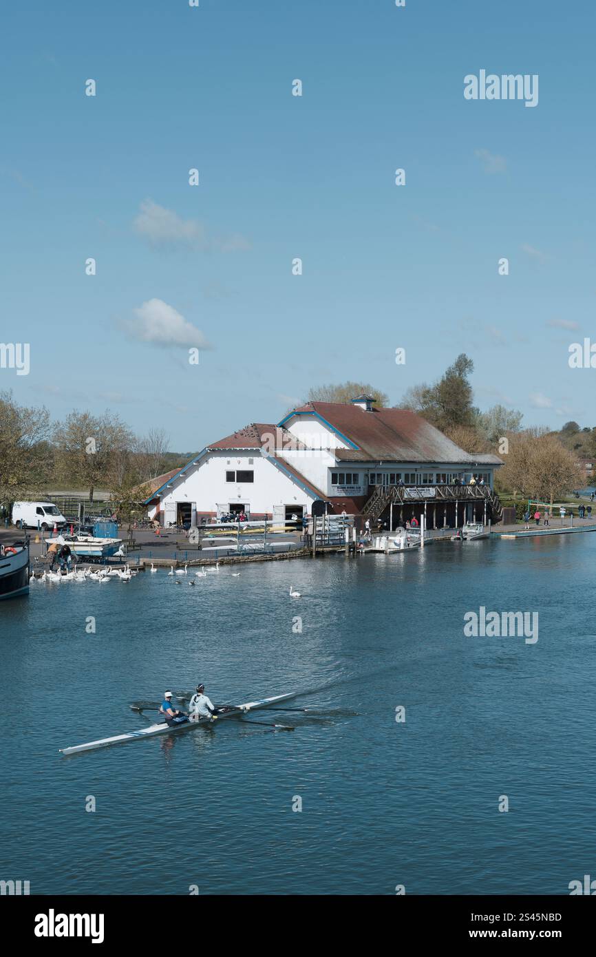 Rowing on the River Thames, Reading Rowing Club, Thames Promenade ...