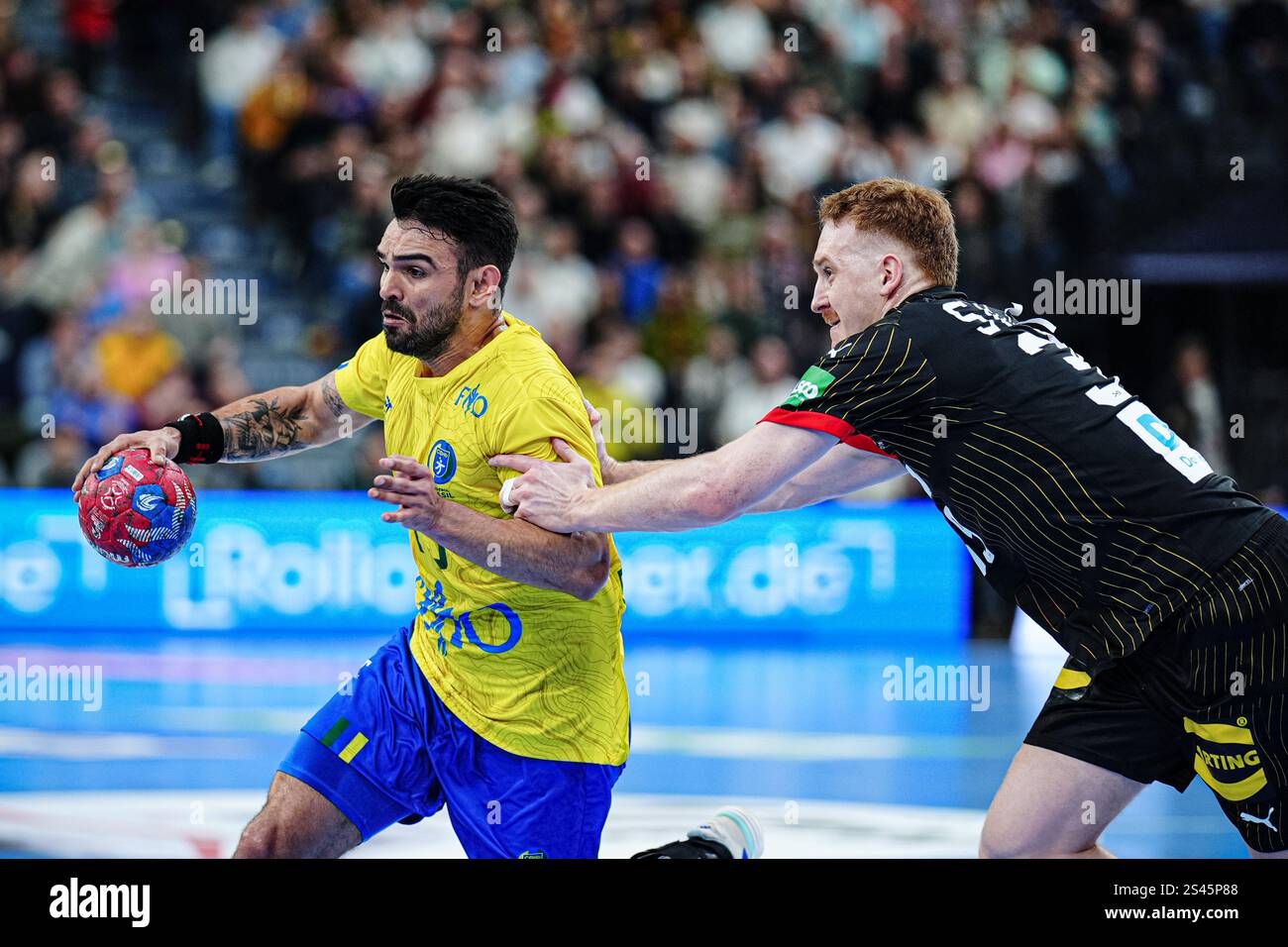 Denys Alessandro da Silva Barros (Brasilien, #75), Lukas Stutzke ...