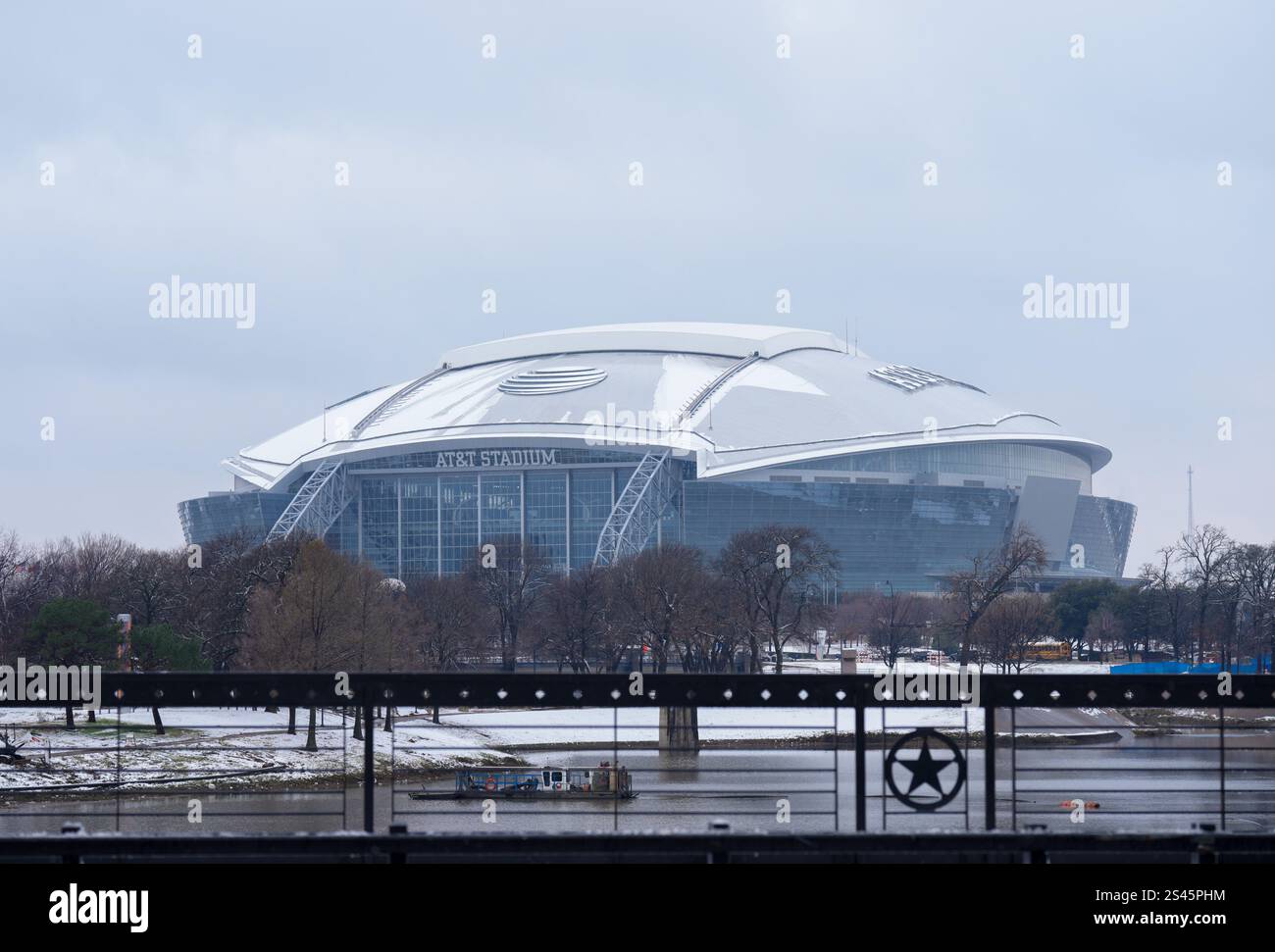 Dallas, Texas, USA. 10th Jan, 2025. An general view of AT&T Stadium ...
