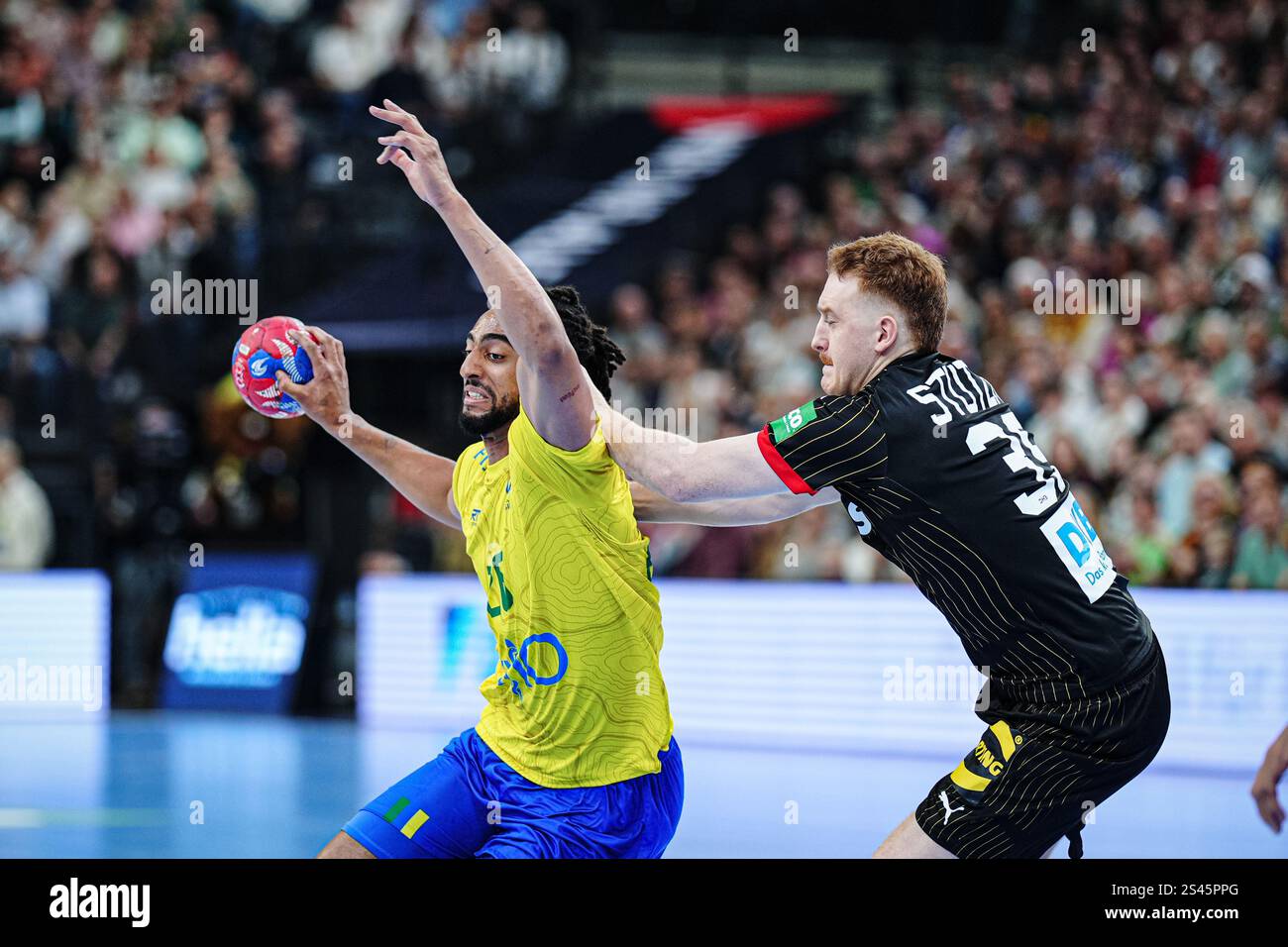 Hugo Bryan Monte dos Santos (Brasilien, #26), Lukas Stutzke ...