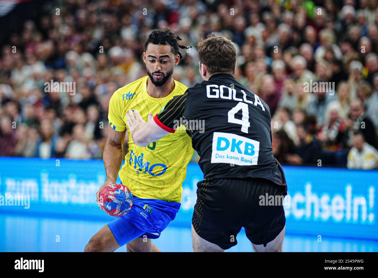 Hugo Bryan Monte dos Santos (Brasilien, #26), Johannes Golla ...
