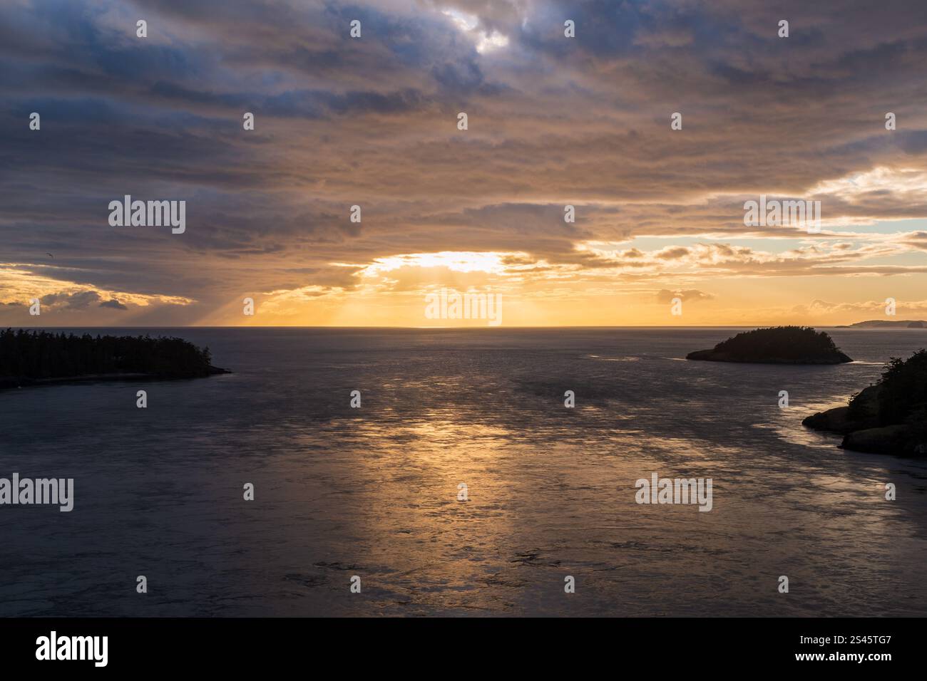 Beautiful sunset view from Deception Pass State Park, WA, USA Stock ...