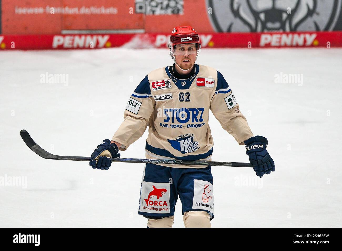 Brett Ritchie (Schwenninger Wild Wings, #82), GER, Loewen Frankfurt vs ...