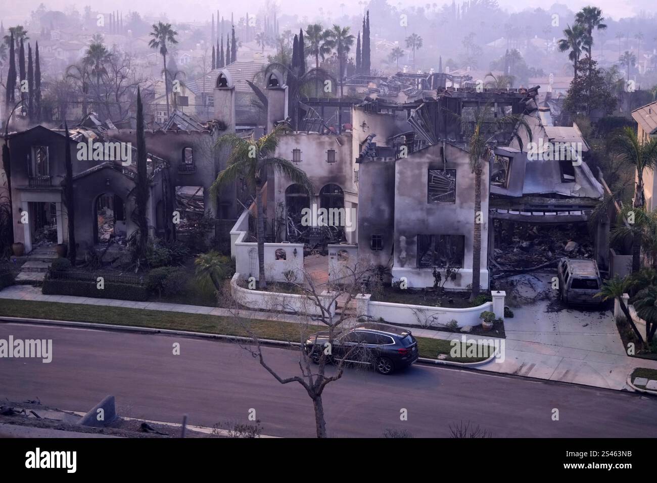 Altadena, United States. 09th Jan, 2025. Burned homes from the Eaton ...
