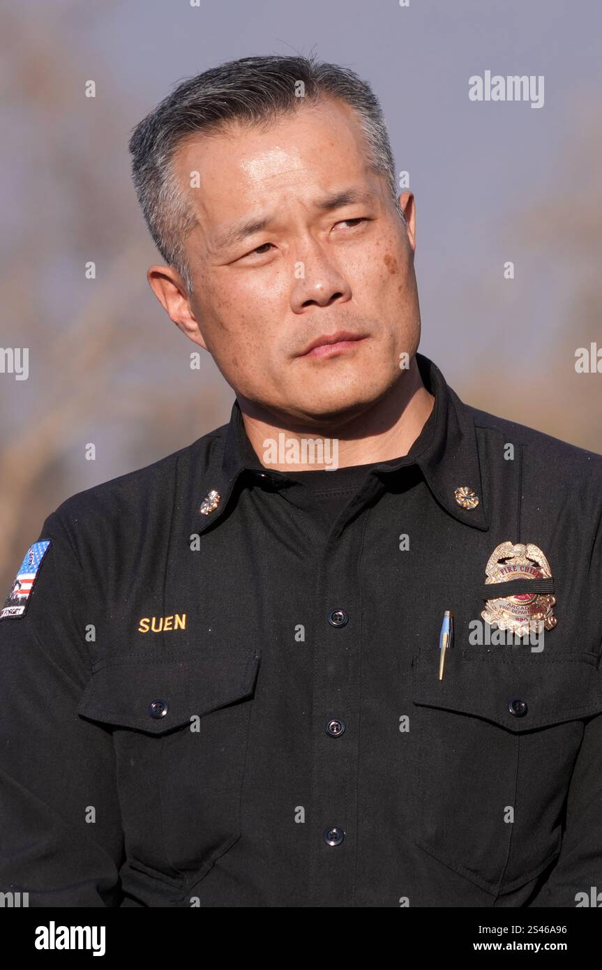 Pasadena, United States. 09th Jan, 2025. Arcadia Fire Dept. chief Chen ...