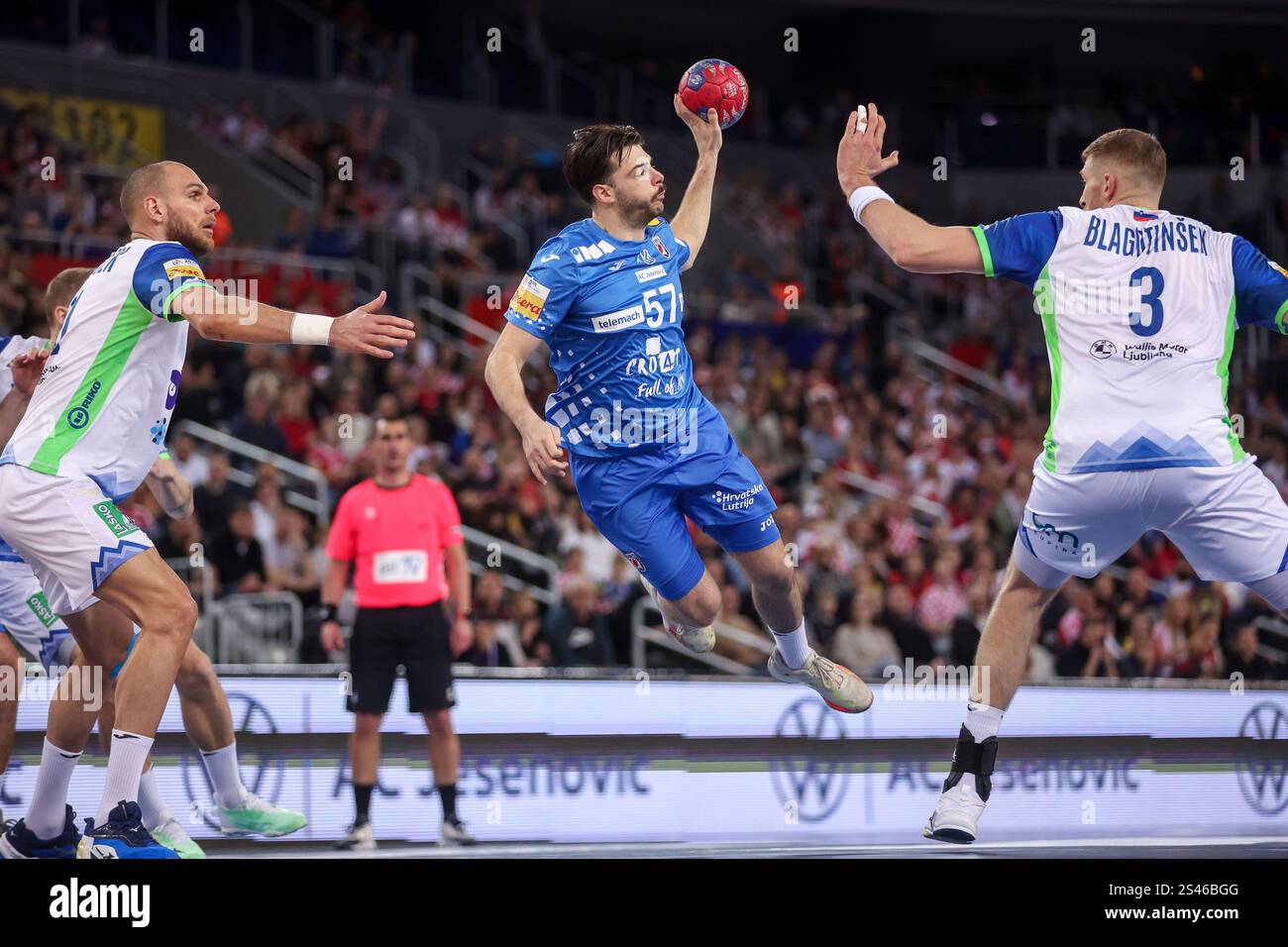 Zagreb, Croatia. 10th Jan, 2025. Filip Glavas of Croatia pass the ball ...