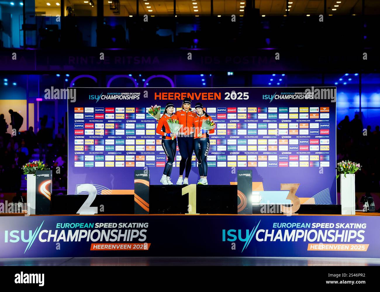 HEERENVEEN - Jutta Leerdam (Netherlands), Femke Kok (Netherlands) and ...