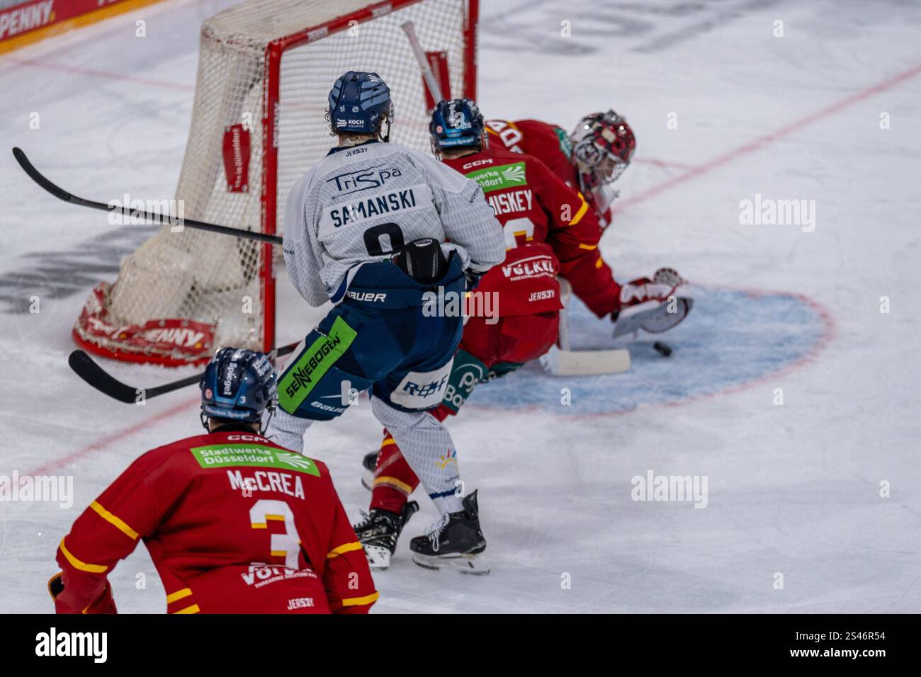 Grosse Chance fuer Joshua Samanski (Straubing Tigers, #08), GER ...