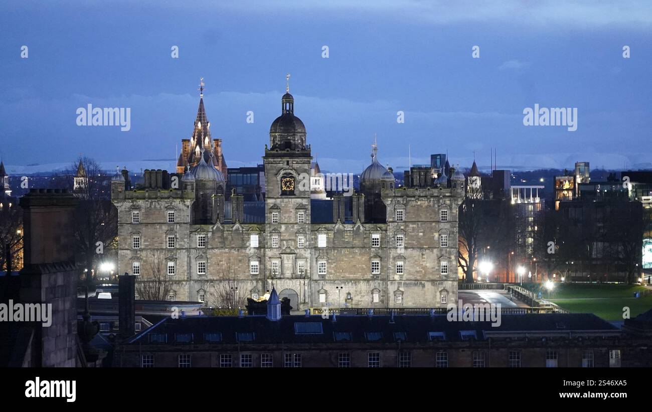 Breathtaking view of Edinburgh City from the terrace of Edinburgh ...
