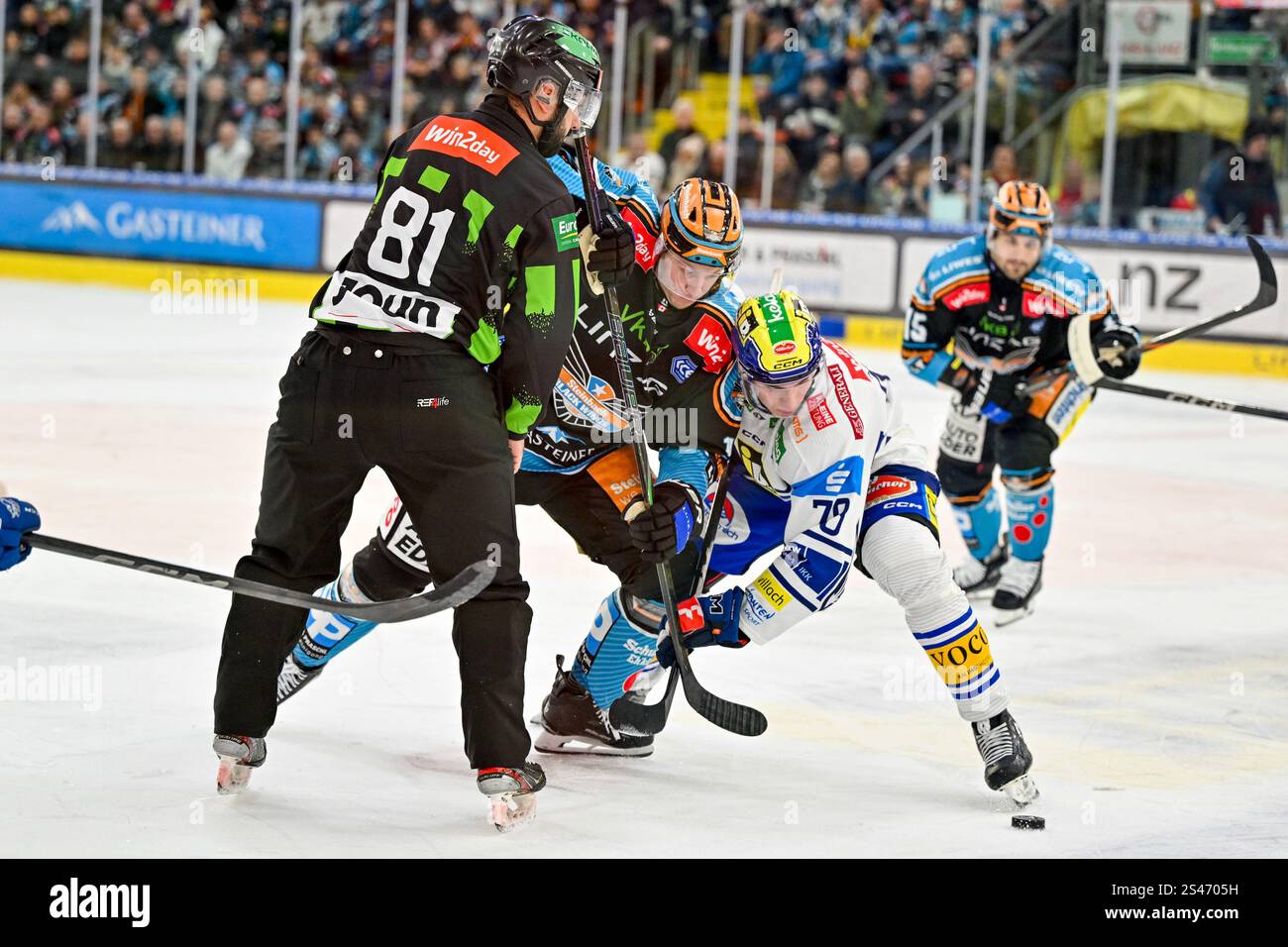 Linz, Austria. 10th Jan, 2025. LINZ, AUSTRIA -JANUARY 10: a Linesman, m ...
