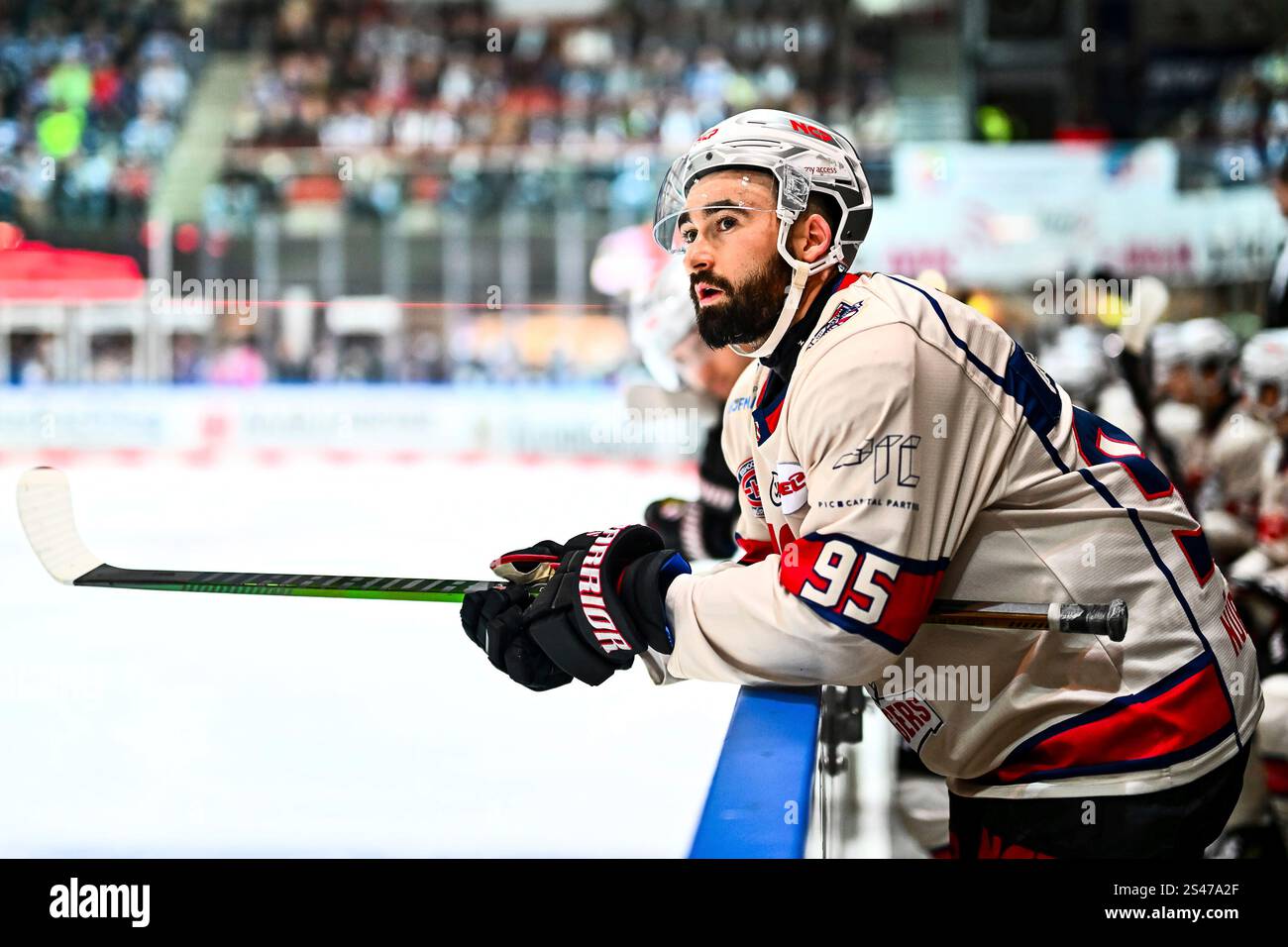 Iserlohn, Deutschland. 10th Jan, 2025. Charlie Gerard (Nuernberg Ice ...