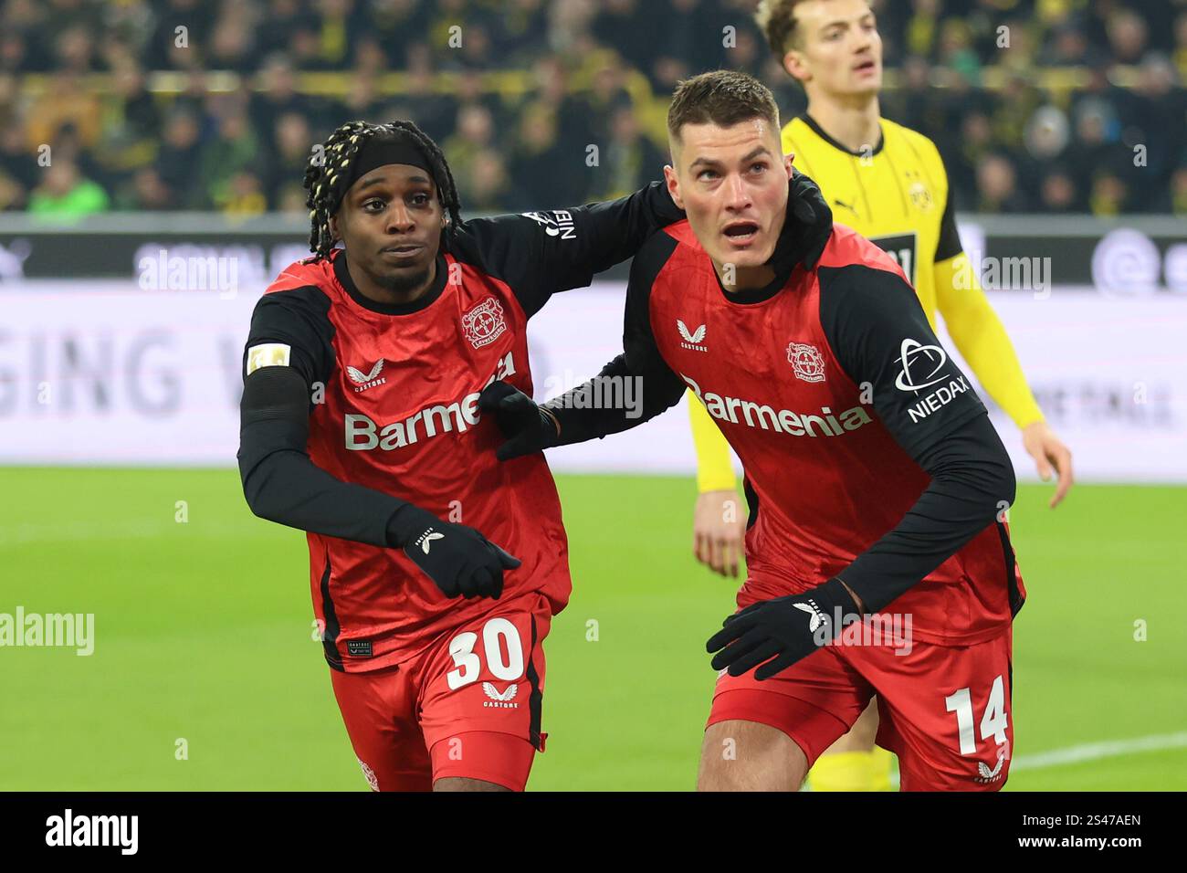 Dortmund, Deutschland. 10th Jan, 2025. Torjubel zum 2:0 für Bayer 04 Leverkusen durch Patrik ...