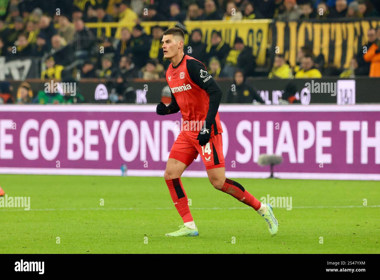 Dortmund, Deutschland. 10th Jan, 2025. Patrik Schick (Bayer 04 Leverkusen, #14) GER, Borussia ...