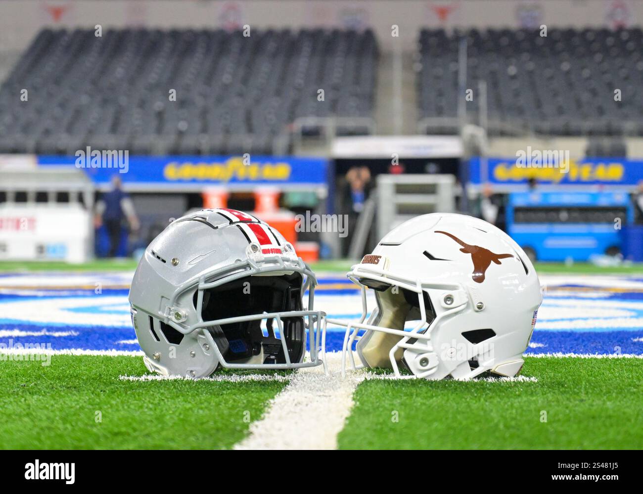 Waco, Texas, USA. 10th Jan, 2025. Both team's helmets with the cotton ...