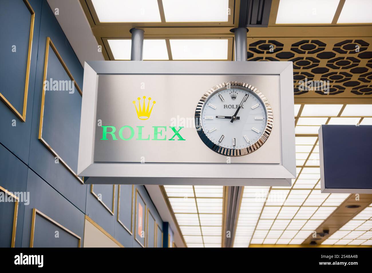 Rolex sign symbol hi-res stock photography and images - Alamy