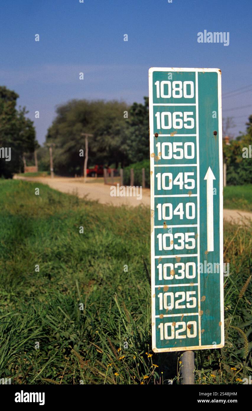 Paraguayan settlement hi-res stock photography and images - Alamy